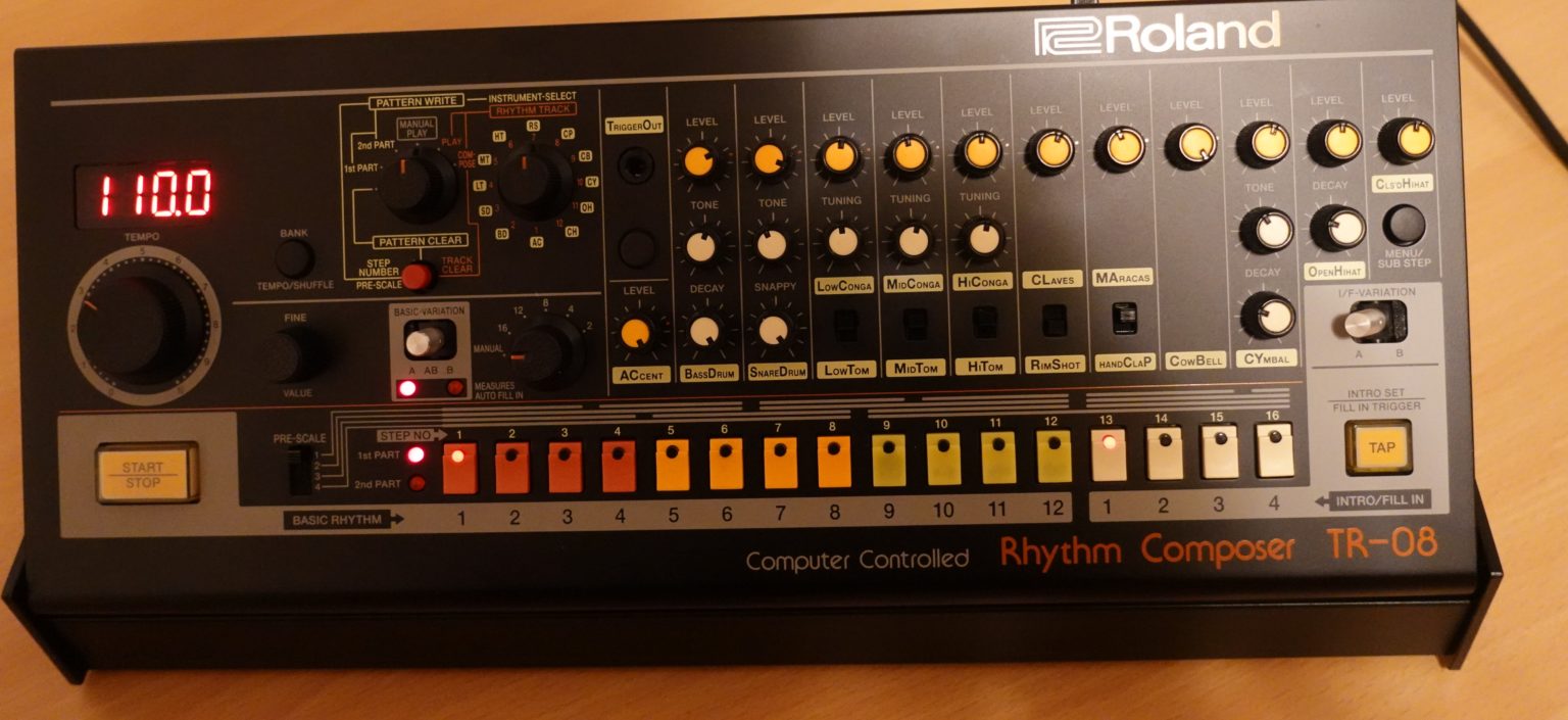 Roland TR-808, Yamaha DX7 und Korg M1, die besten Instrumente, die ...